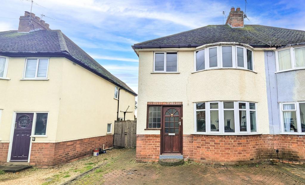 Vine Street, Worcester WR3 3 bed semi-detached house - £265,000