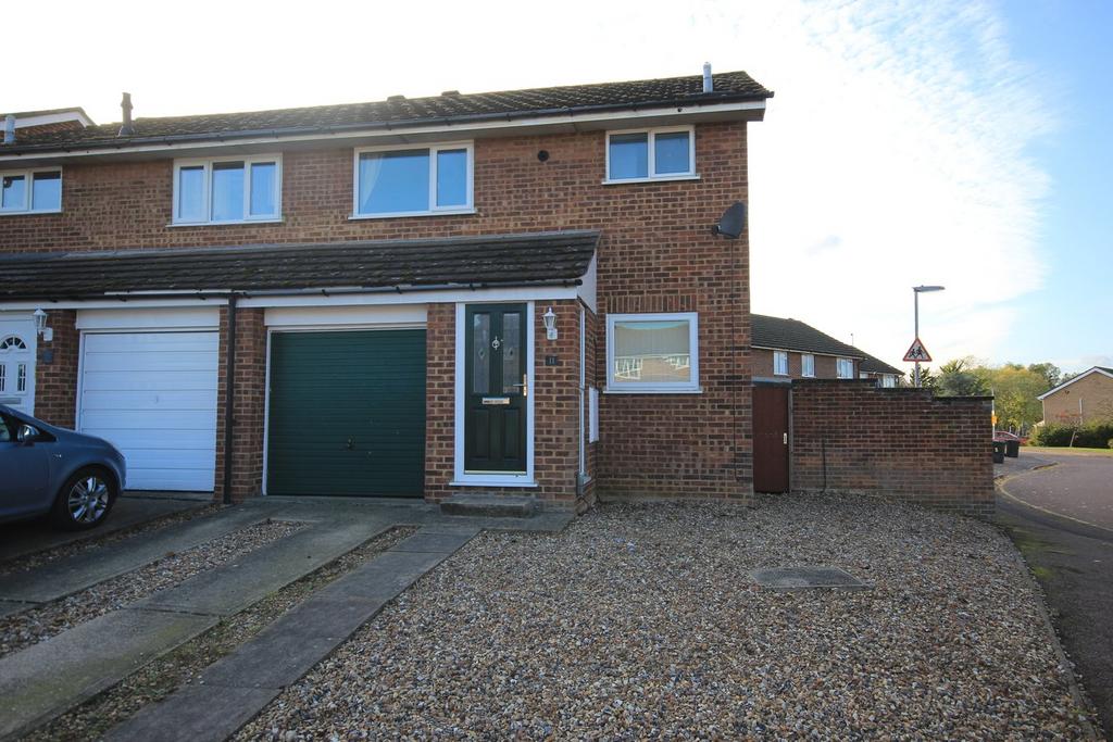 Buttermere Close, Flitwick, MK45 3 bed semi-detached house - £1,375 pcm ...