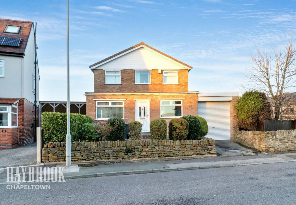 Hesley Lane, Thorpe Hesley 3 bed detached house for sale - £325,000