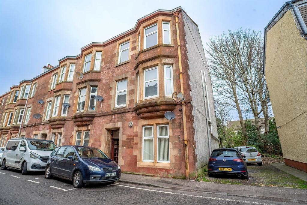 Nelson Street, Largs KA30 1 bed ground floor flat - £39,000