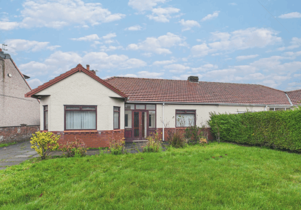 Douglas Avenue, Bold, St.Helens, WA9 4SZ 3 bed semi-detached bungalow ...