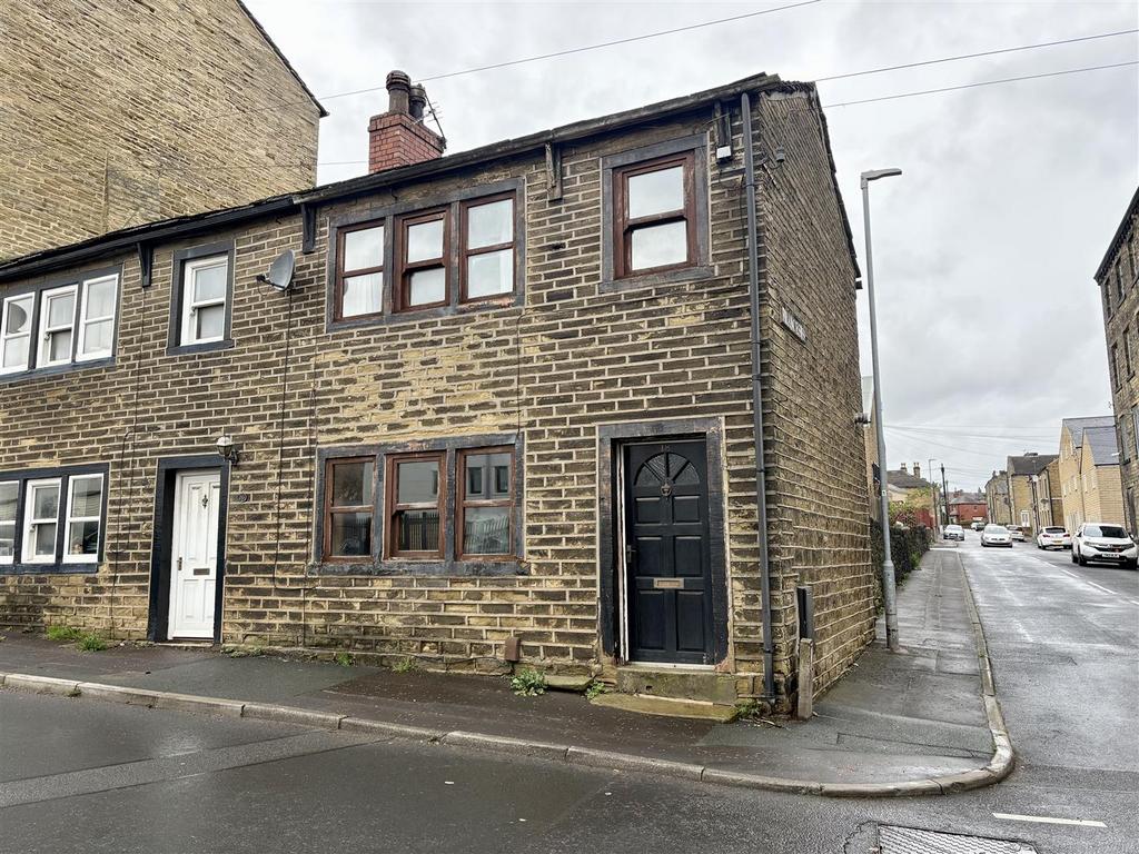 South Lane, Elland 2 bed end of terrace house for sale - £100,000