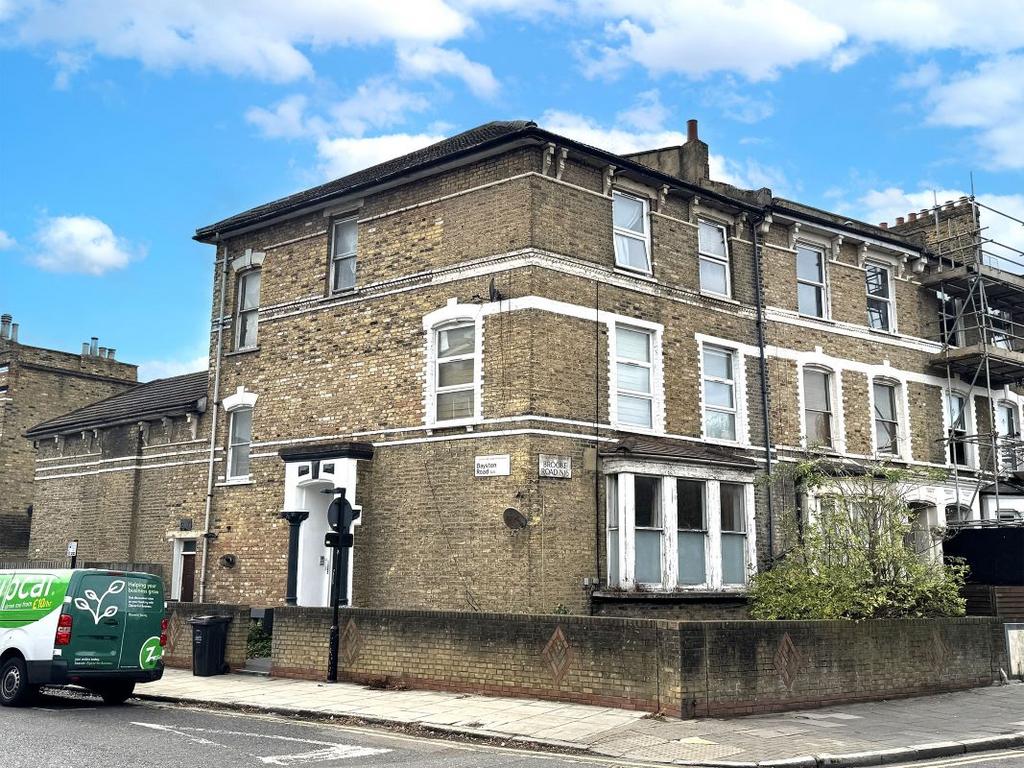 24(C) Brooke Road, Stoke Newington... 1 bed flat - £110,000