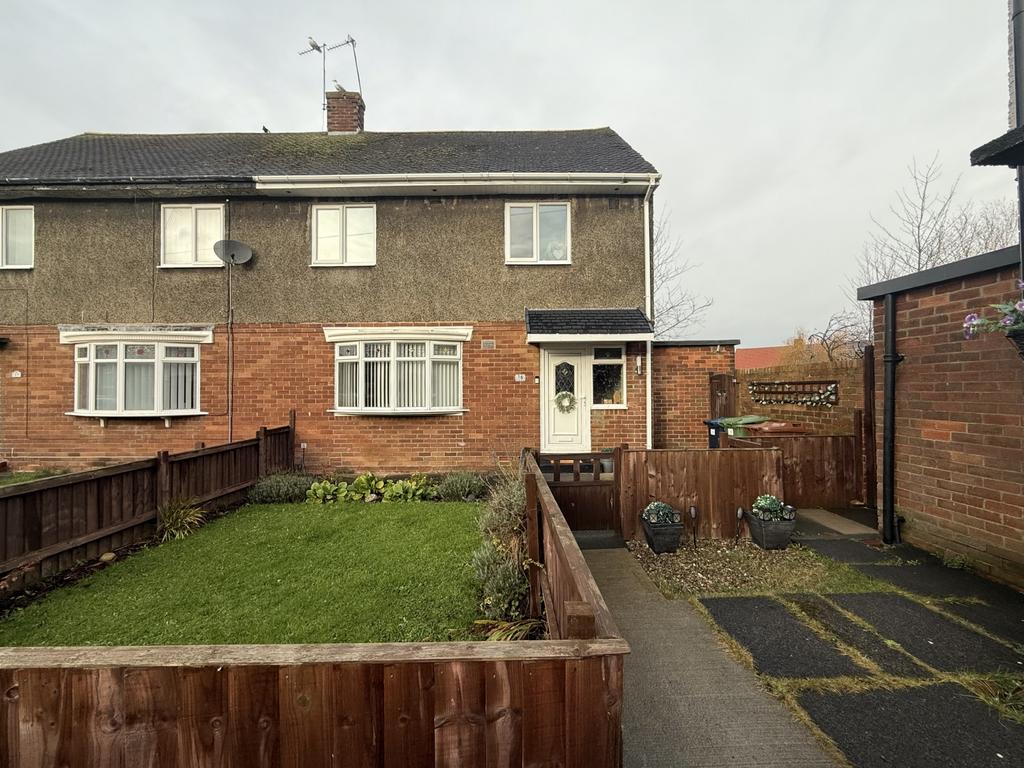 Swindon Square, Sunderland, SR3 3 bed semi-detached house - £150,000