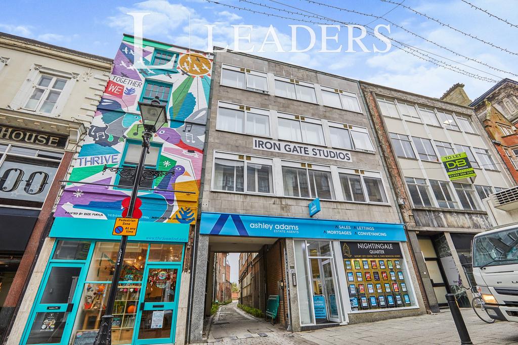 Iron Gate Studios, 37-38 Iron Gate, DE1 Studio - £660 pcm (£152 pw)
