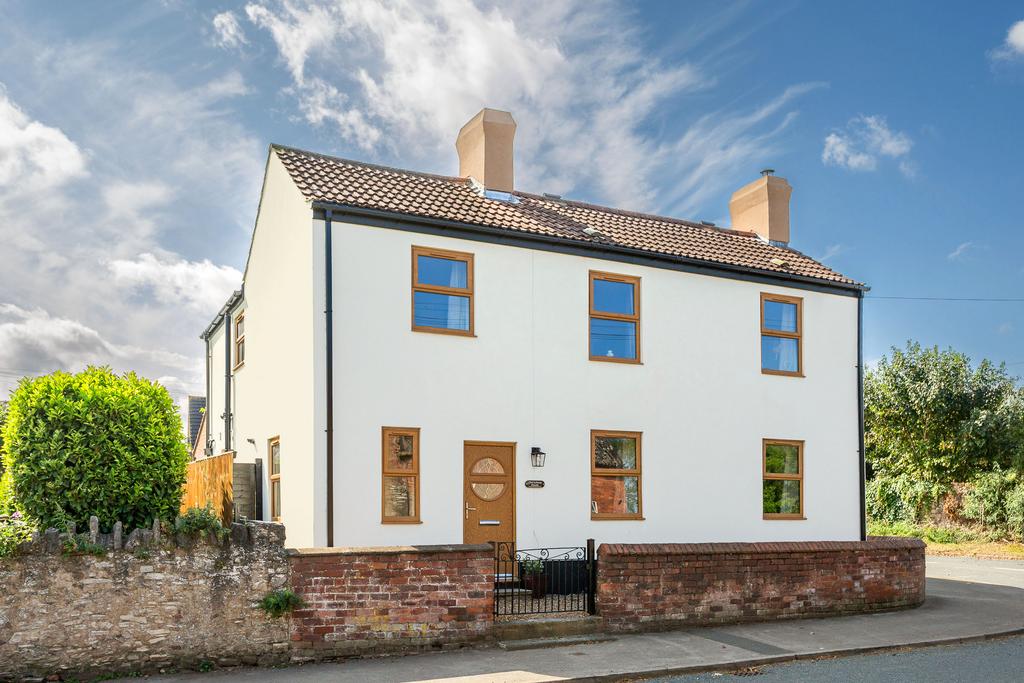 Selby DN14 4 bed link detached house for sale - £350,000