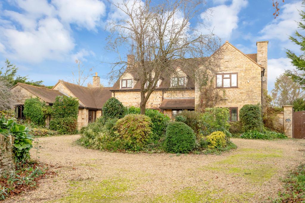 Top Street, Exton 4 bed detached house - £900,000