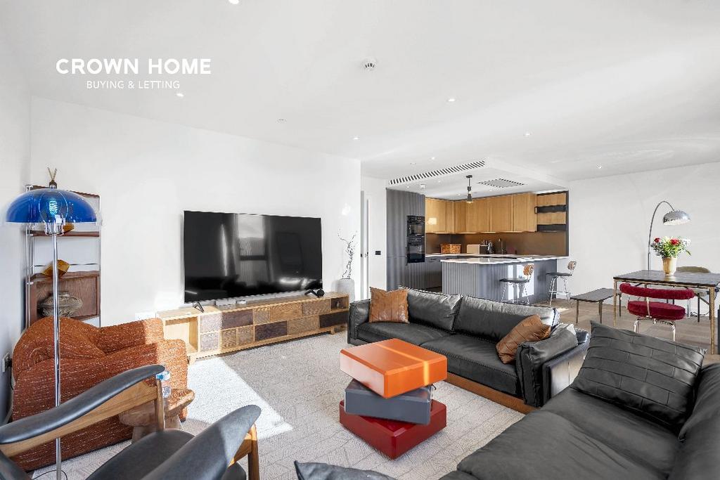 London E1W 3 bed apartment - £7,500 pcm (£1,731 pw)