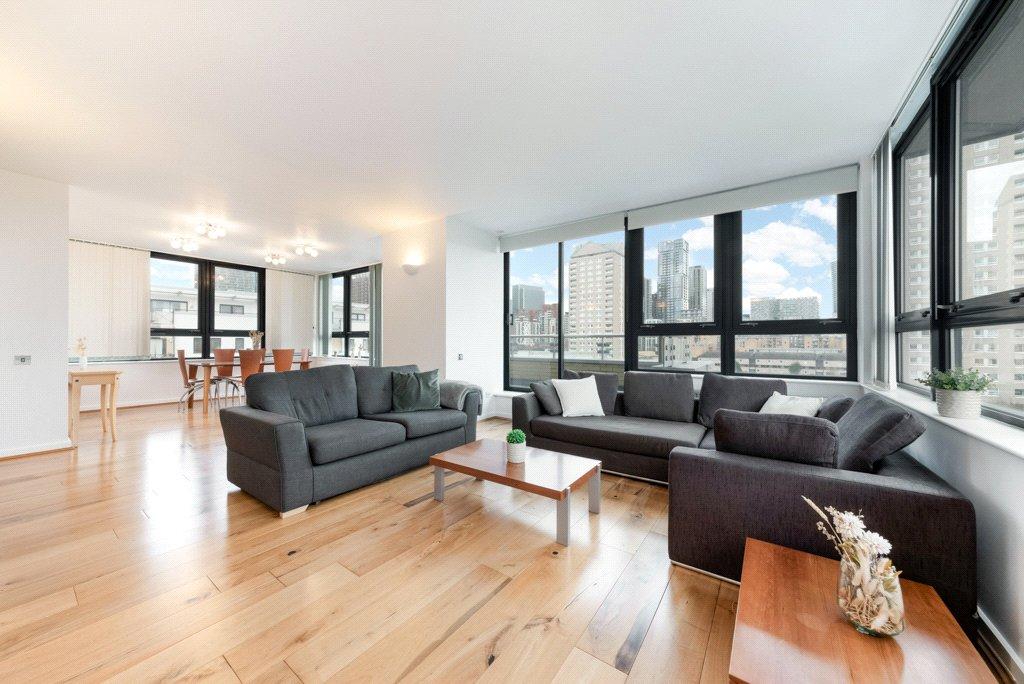 Westferry Road, London, E14 3 bed apartment to rent - £2,950 pcm (£681 pw)