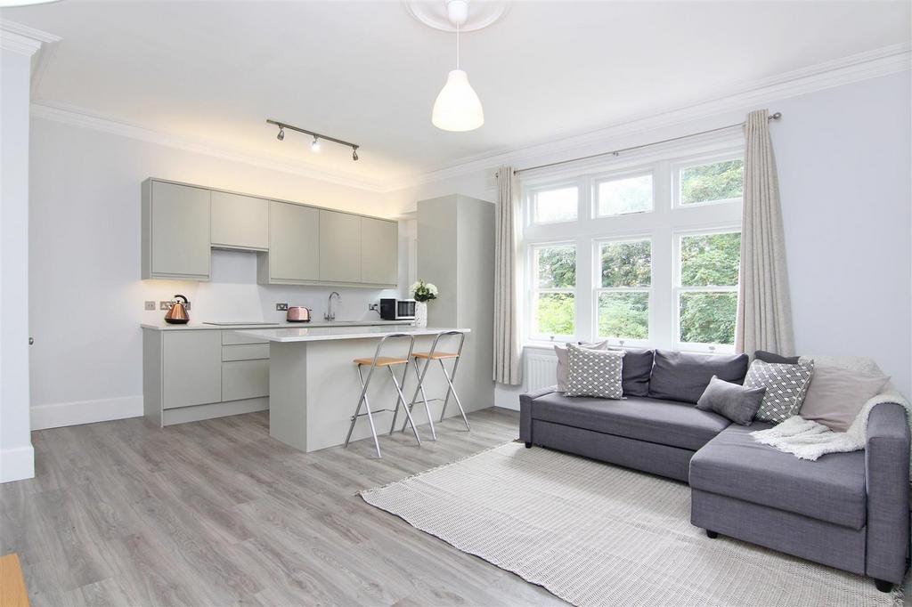 Briar Walk, London 1 bed flat - £3,000 pcm (£692 pw)