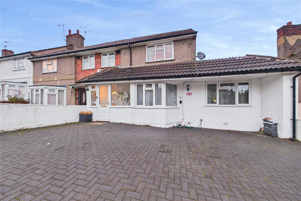 Ringwood Road, Tilehurst, Reading... 4 bed end of terrace house for ...