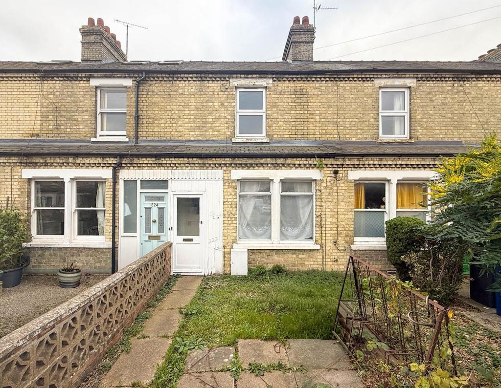 Cherry Hinton Road, Cambridge 3 bed terraced house for sale - £499,950