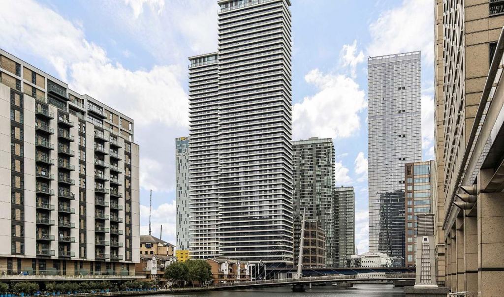 Wards Place, London E14 Studio - £2,097 pcm (£484 pw)
