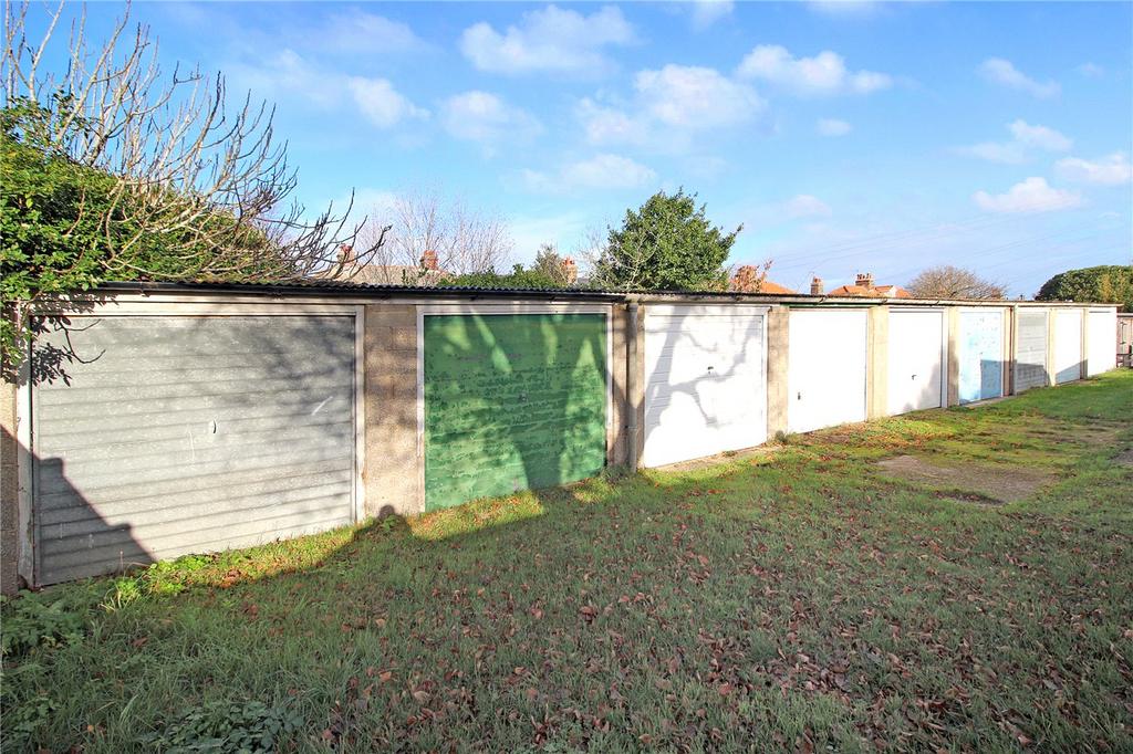 Pier Avenue, Southwold, Suffolk, IP18 Garage - £50,000