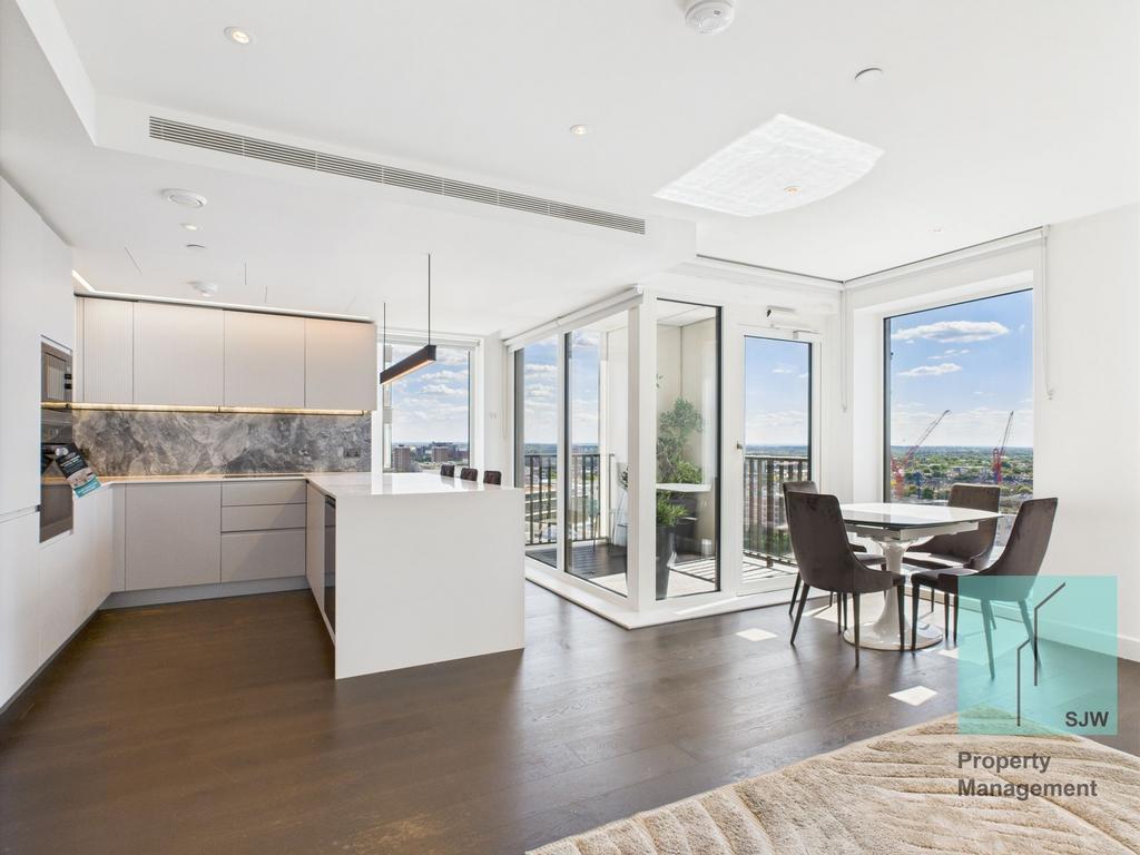 Fountain Park Way, London W12 2 bed apartment - £4,000 pcm (£923 pw)