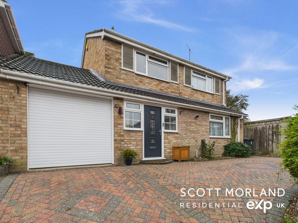 Blackbird Close, Basingstoke RG22 4 bed link detached house for sale ...