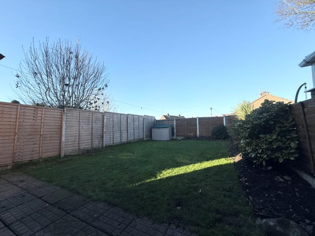Blake Close, Hednesford 2 bed end of terrace house to rent - £950 pcm ...