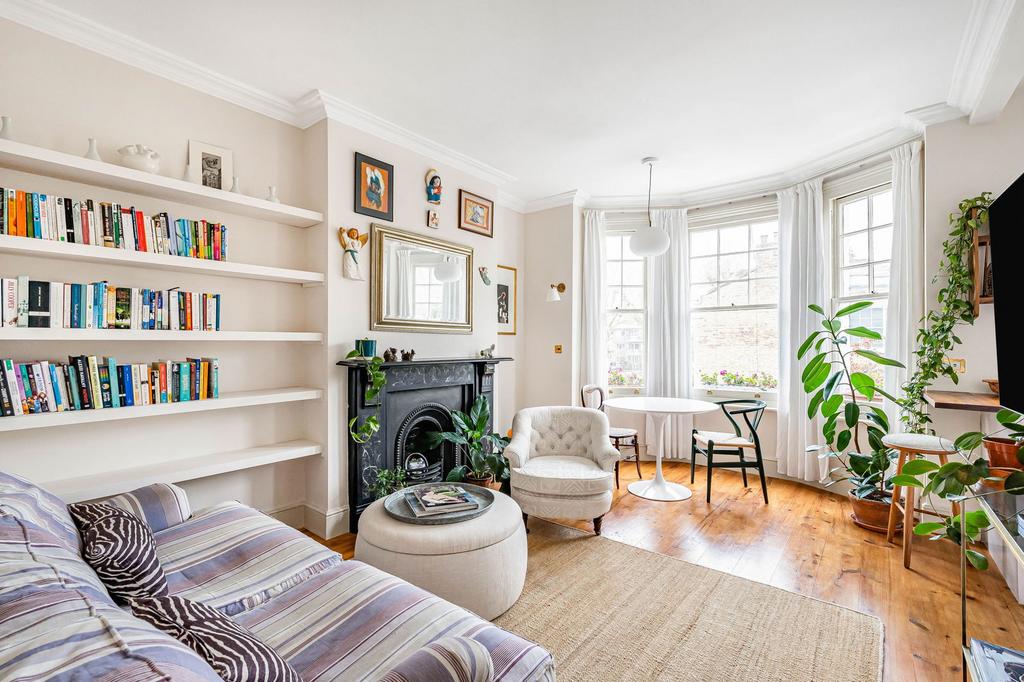 Hackford Road, London SW9 2 bed flat for sale - £500,000