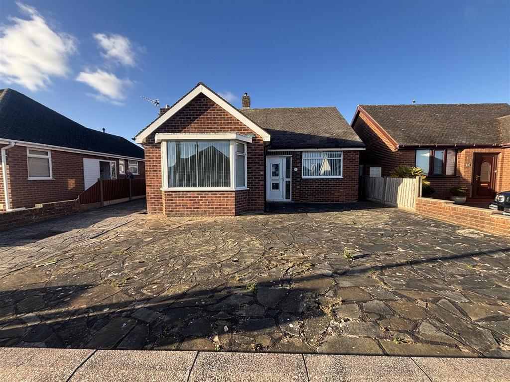 Boston Avenue, Blackpool 2 bed bungalow - £1,000 pcm (£231 pw)