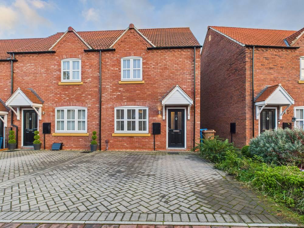 Sanderson Drive, Hessle, HU13 0FZ 2 bed end of terrace house for sale ...