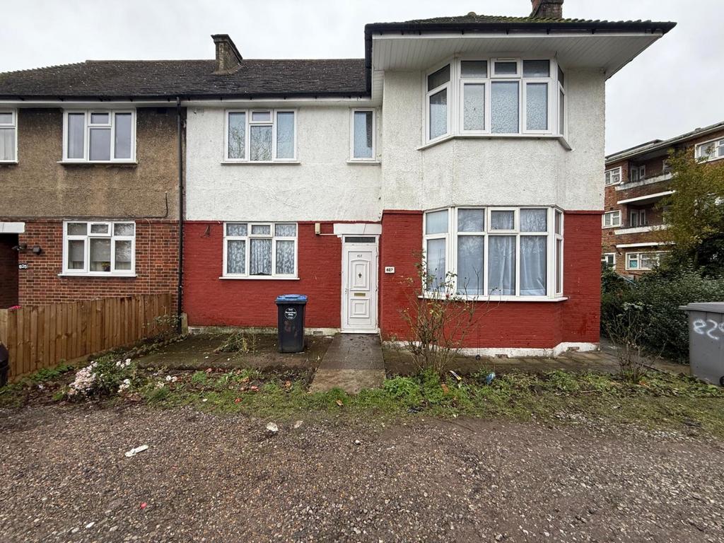 Harrow Road, Wembley HA0 2 bed ground floor maisonette for sale - £379,000