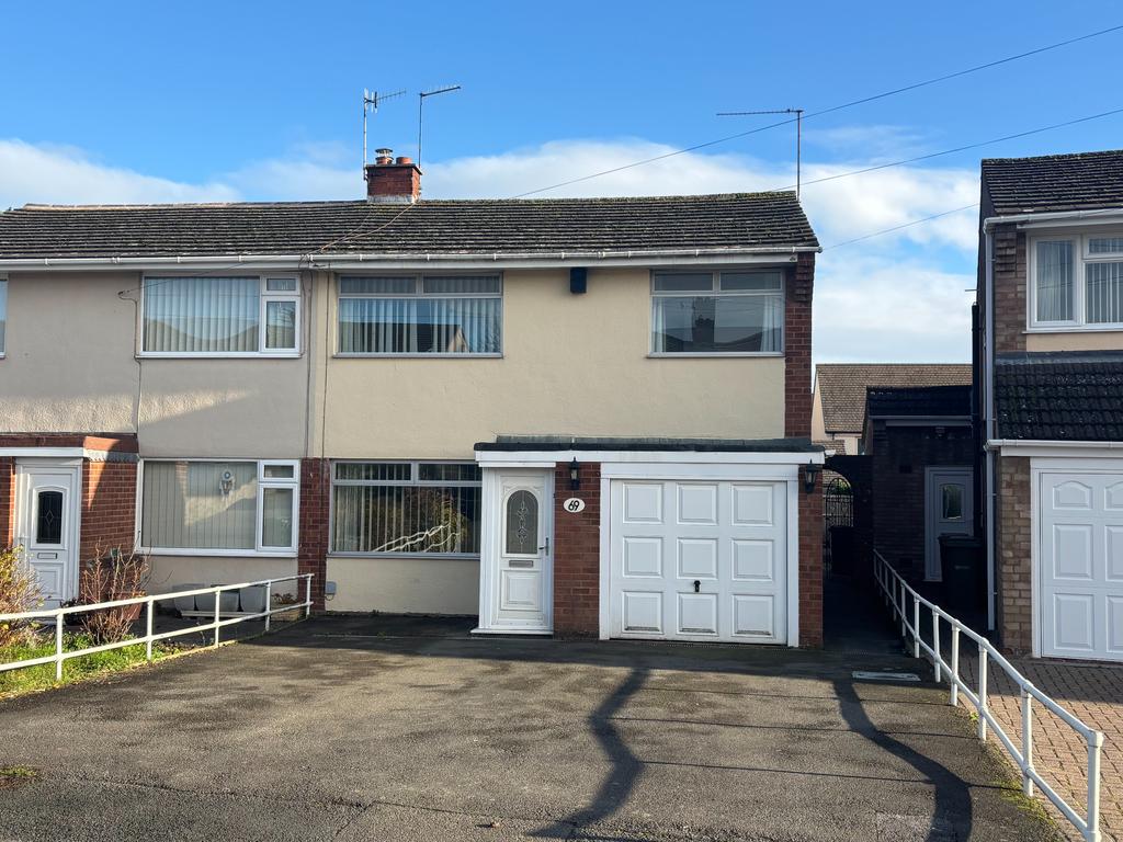 Kilbury Drive, Worcester WR5 3 bed semi-detached house - £1,050 pcm (£ ...