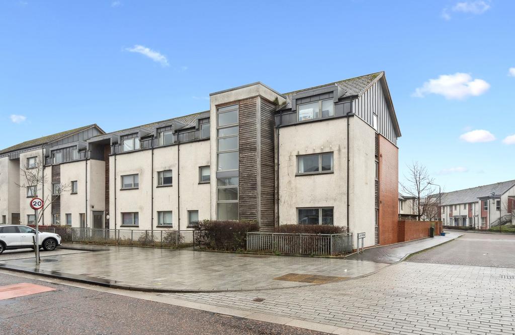 Drip Road, Stirling, FK8 1 bed flat - £110,000