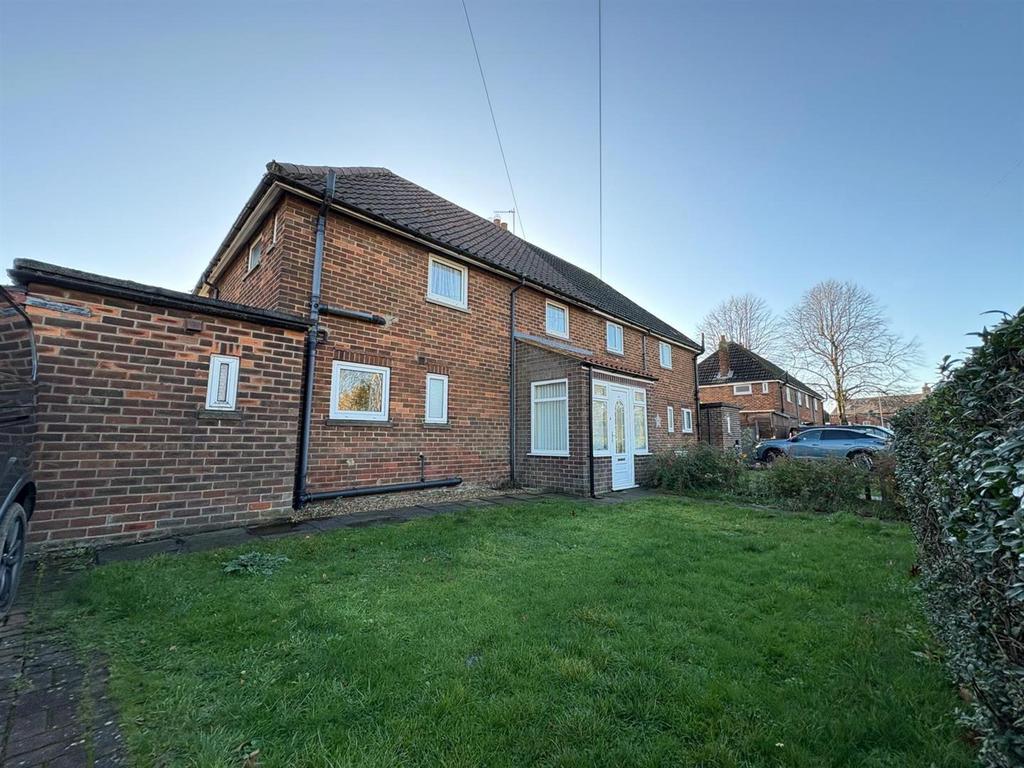 54 Bullamoor Road, Northallerton 3 bed semi-detached house for sale - £ ...