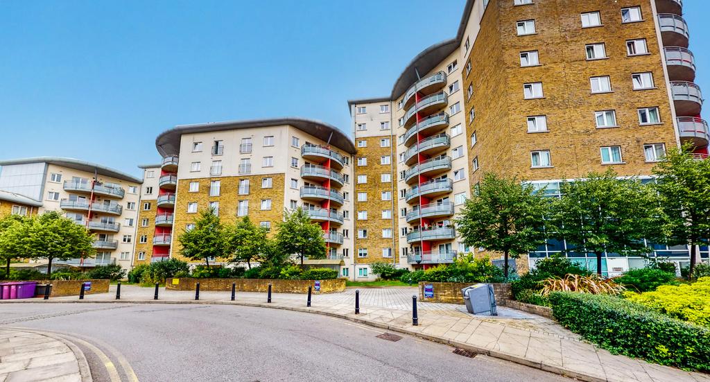 Cuthbert bell tower Pancras Way... 2 bed apartment - £375,000