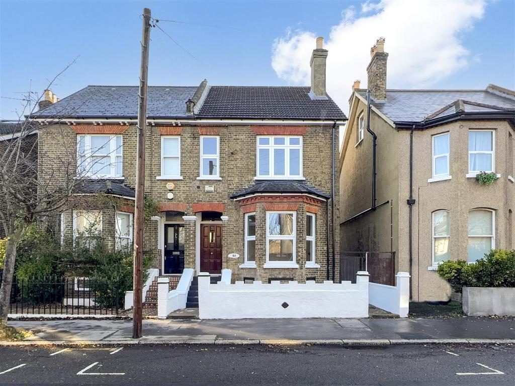 Alexandra Road, Croydon CR0 4 bed semi-detached house for sale - £625,000