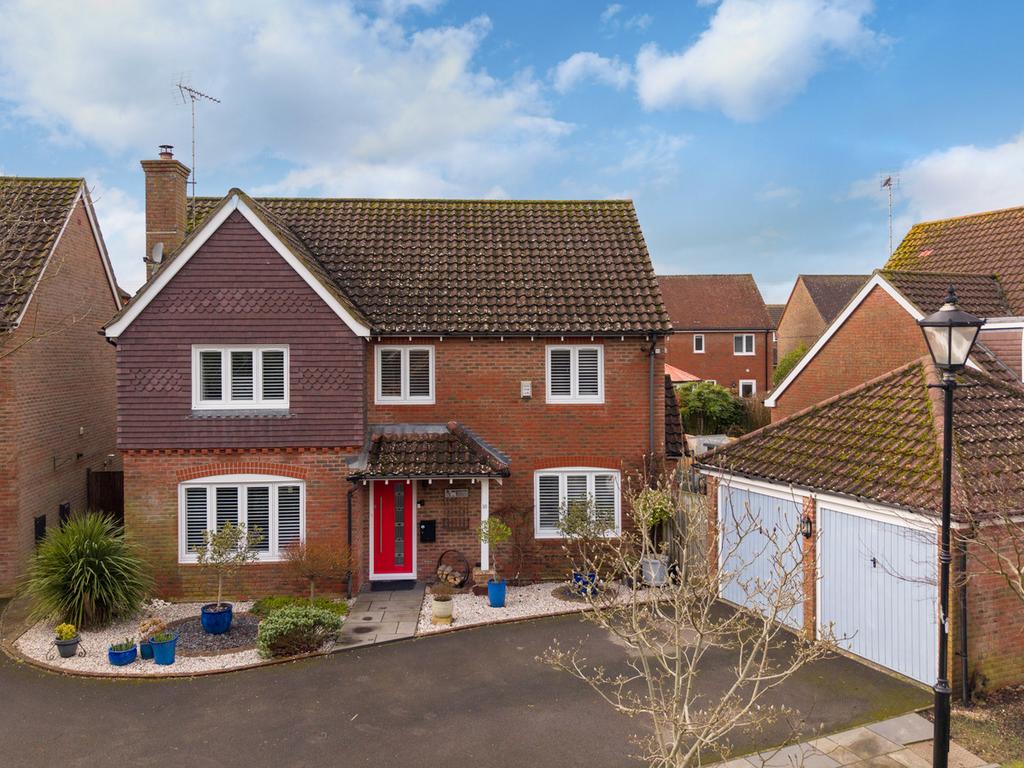Posthorses, Ashington, RH20 4 bed detached house - £700,000