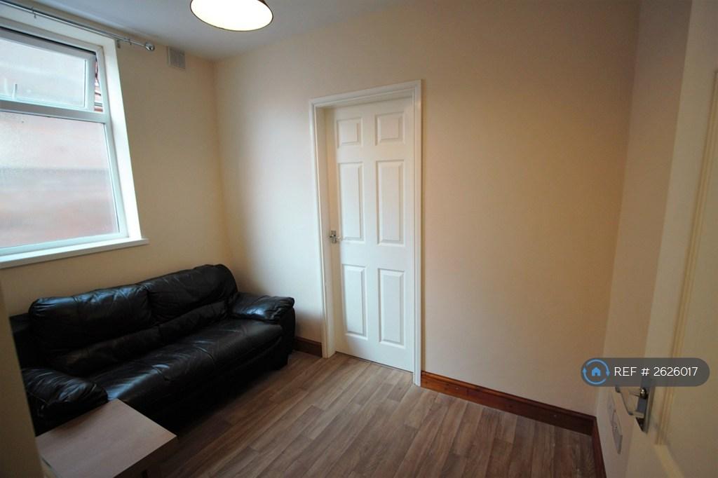 St. Peters Road, Leicester, LE2 1 bed flat - £665 pcm (£153 pw)