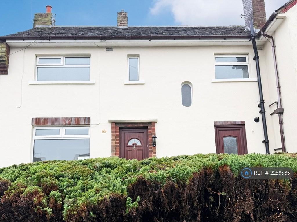 Trent Road, Shaw, Oldham, OL2 4 bed terraced house - £1,400 pcm (£323 pw)