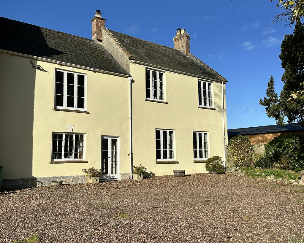 Newport, Wrantage TA3 3 bed semi-detached house - £1,800 pcm (£415 pw)