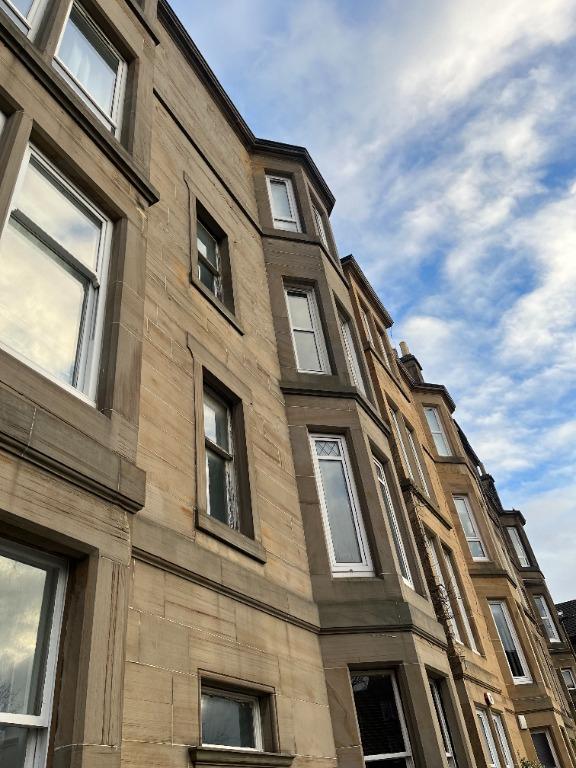 Hermand Terrace, Shandon, Edinburgh... 1 bed flat - £995 pcm (£230 pw)