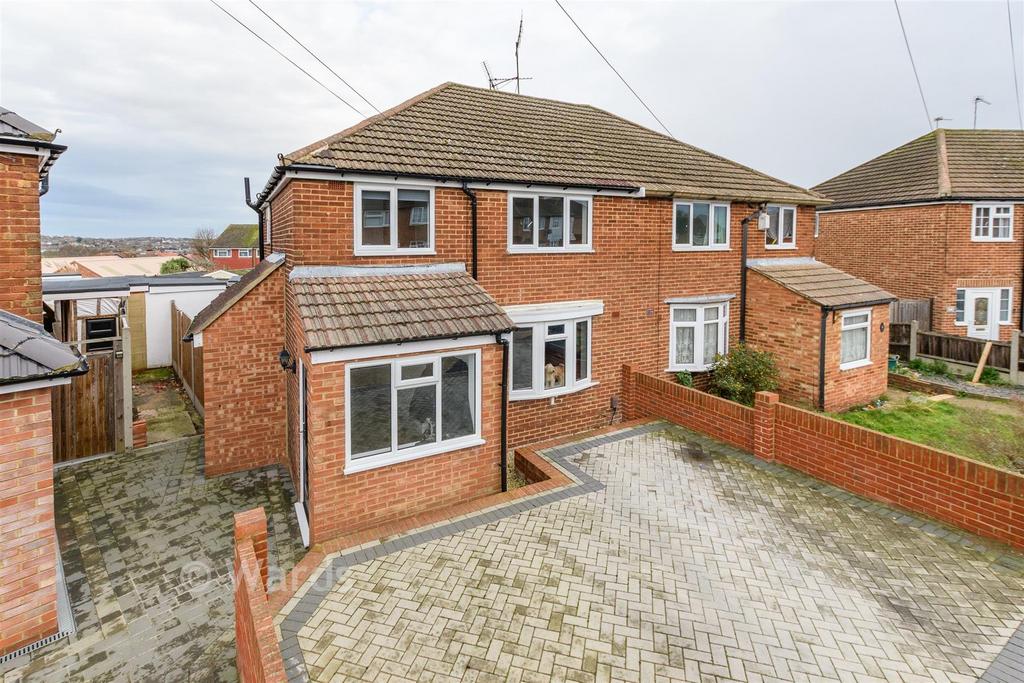 Lilac Crescent, Rochester ME2 3 bed semi-detached house - £264,500
