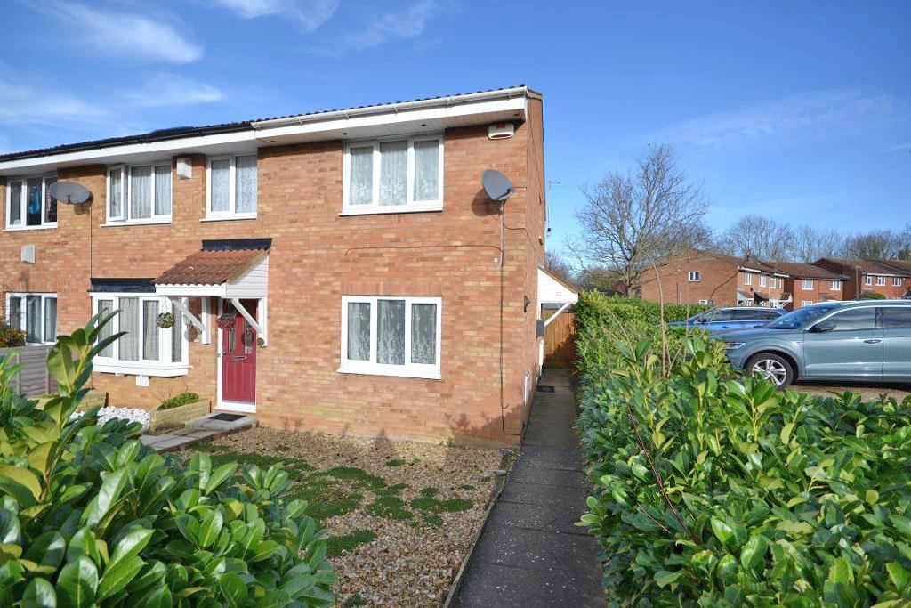 Bradwell, Milton Keynes MK13 2 bed end of terrace house for sale - £260,000