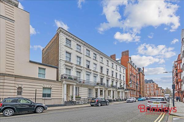 Princes Mews, London, W2 4 bed terraced house - £14,000 pcm (£3,231 pw)