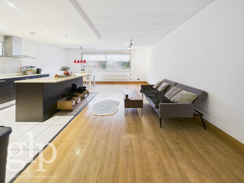 Hamilton House, Southampton Row... 2 bed apartment - £3,358 pcm (£775 pw)