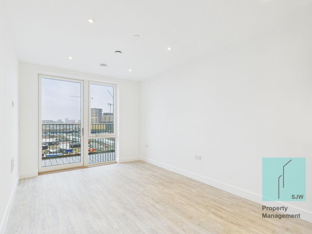 Gwen Davis Way, Dagenham RM9 1 bed apartment - £1,500 pcm (£346 pw)