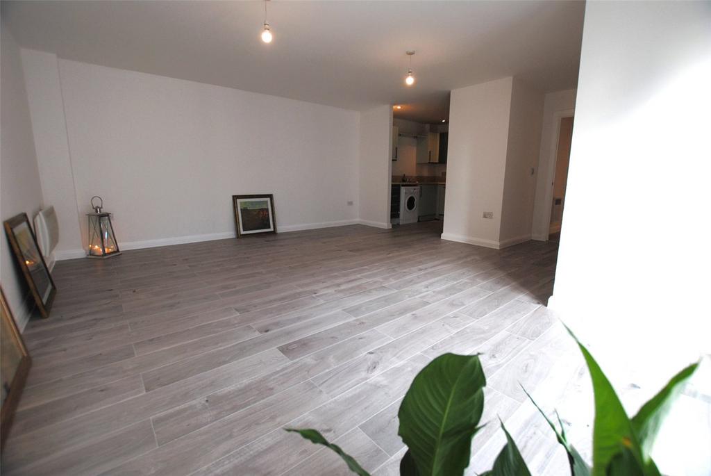 Landmark Place, Cardiff CF10 2 bed apartment for sale - £175,000