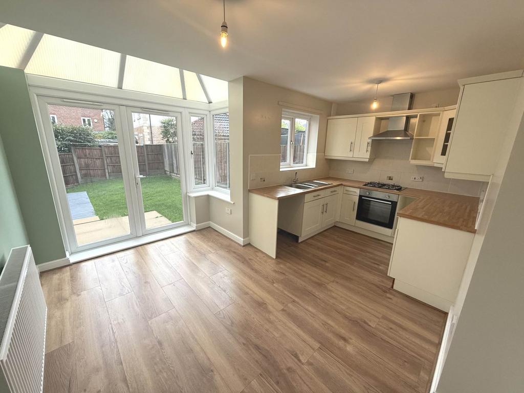 Norfolk Gardens, Inkersall 3 bed semi-detached house for sale - £195,000