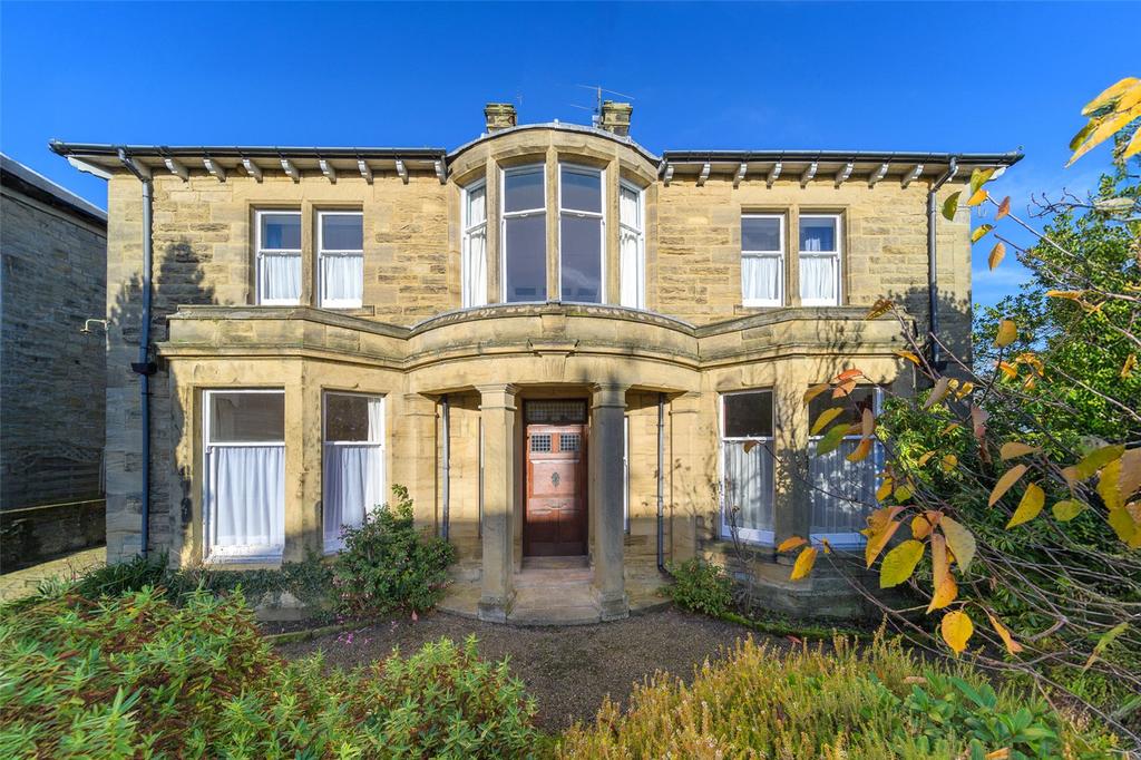 Swansfield Park Road, Alnwick... 5 bed detached house for sale - £695,000