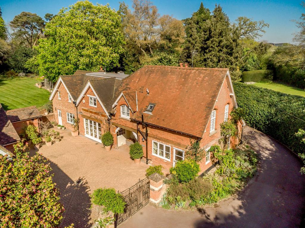 Englemere Wood, Ascot 5 bed detached house for sale - £2,000,000