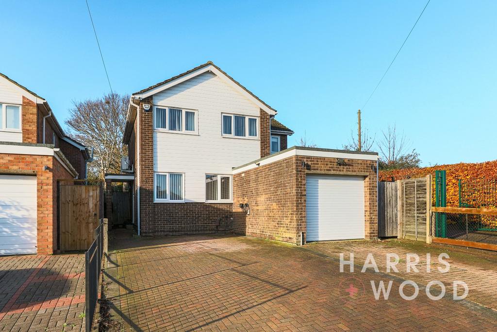 Upland Drive, Colchester, Essex, CO4 4 bed detached house - £425,000