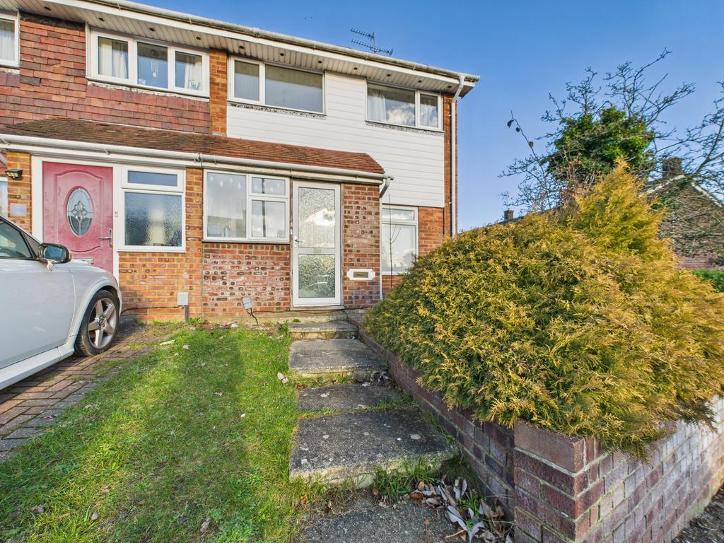 Stukeley Road, Basingstoke, RG21 3 bed terraced house for sale - £290,000