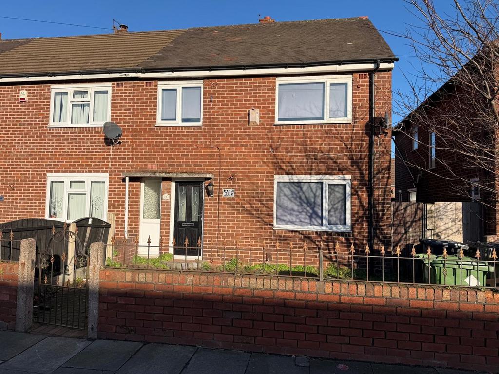 Glovers Lane, Bootle, L30 3 bed end of terrace house for sale - £110,000