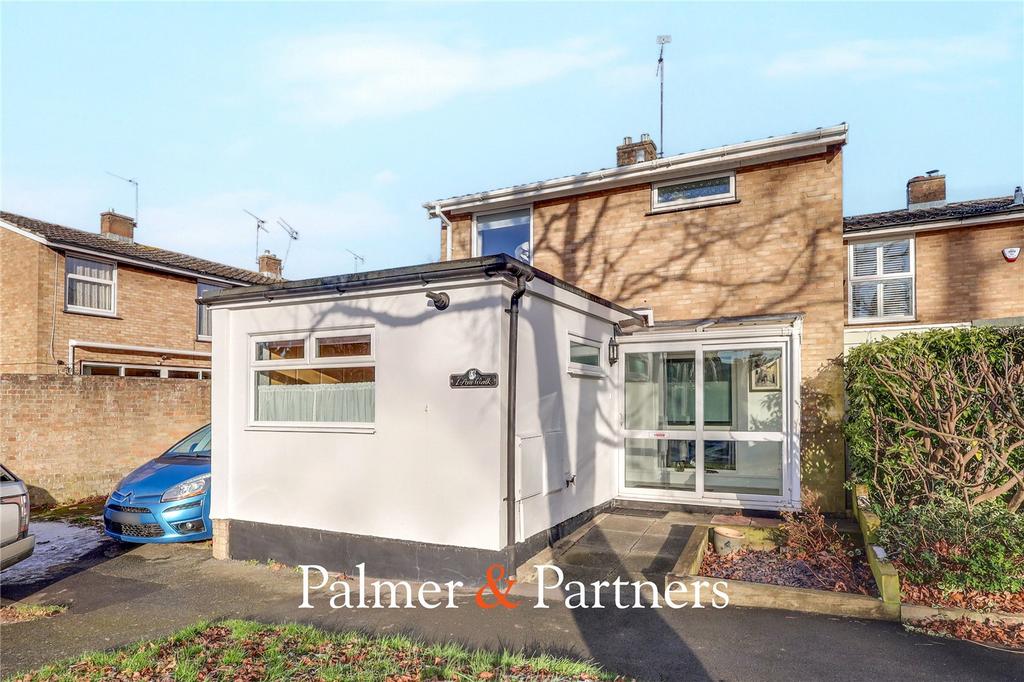 Pan Walk, Essex CM1 3 bed end of terrace house for sale - £375,000