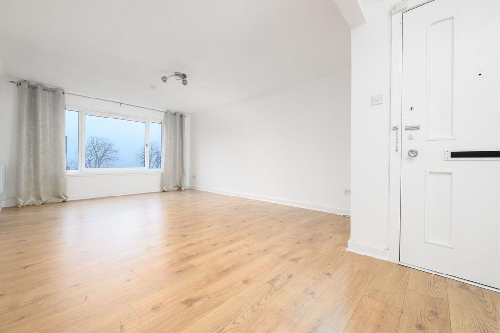Cardwell Road, Gourock, PA19 2 bed flat for sale - £140,000