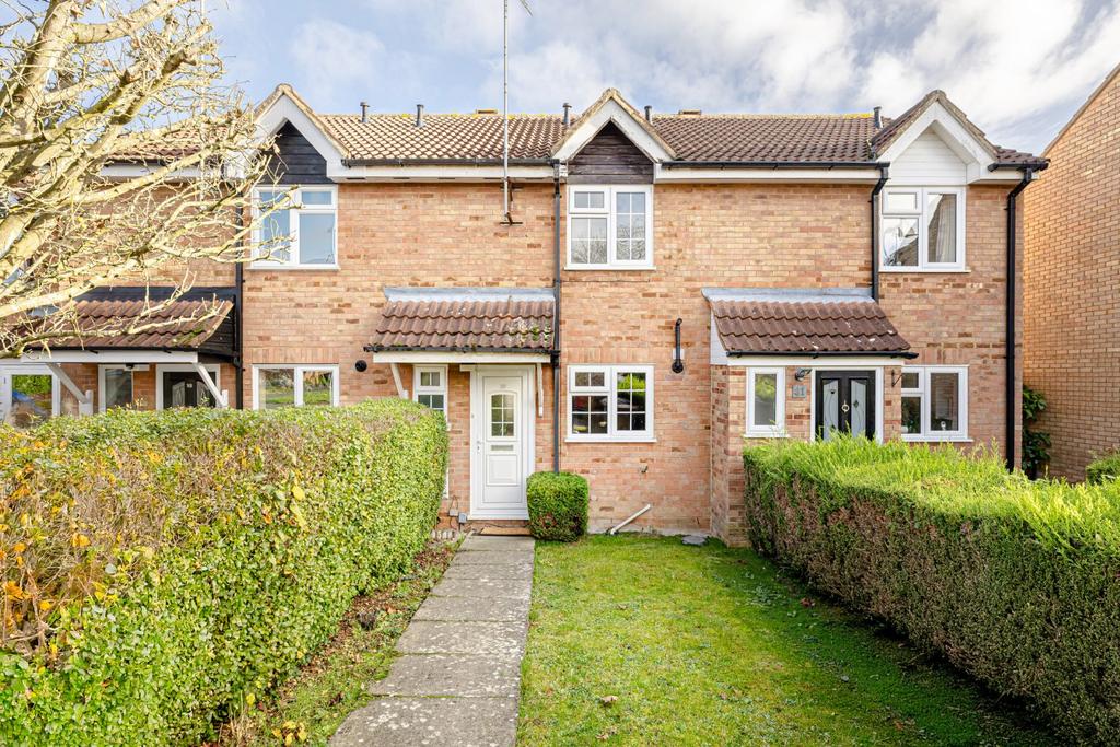 The Paddock, Bishop's Stortford... 3 bed terraced house for sale - £350,000